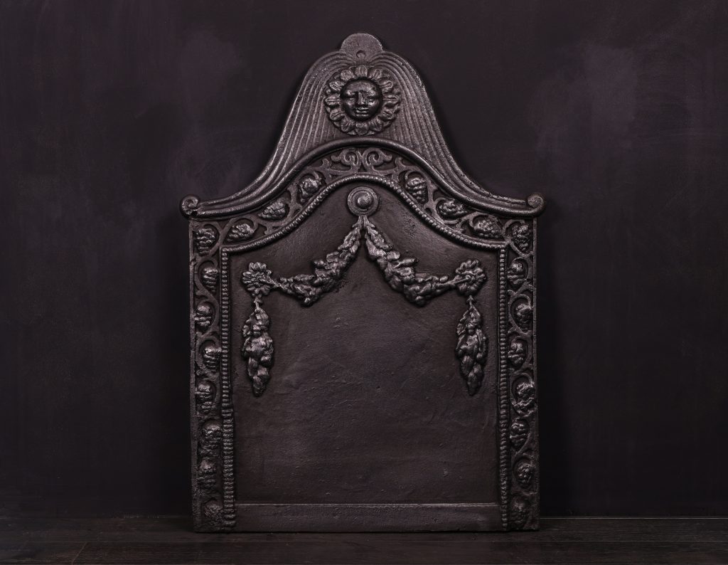 Decorative Cast-Iron Fireback - Gibilaro Design